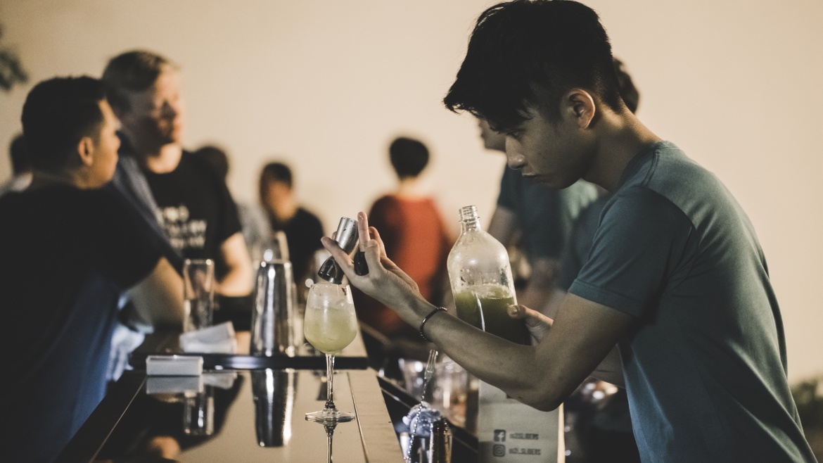 Ten Great Things To Do at a Bar, Besides Drink - Mobile Bar Singapore ...